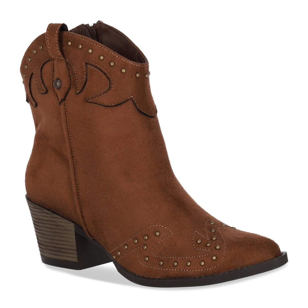 BOTÍN TIPO WESTERN DE TACÓN COLOR CAFÉ 09624 – Cklass.com